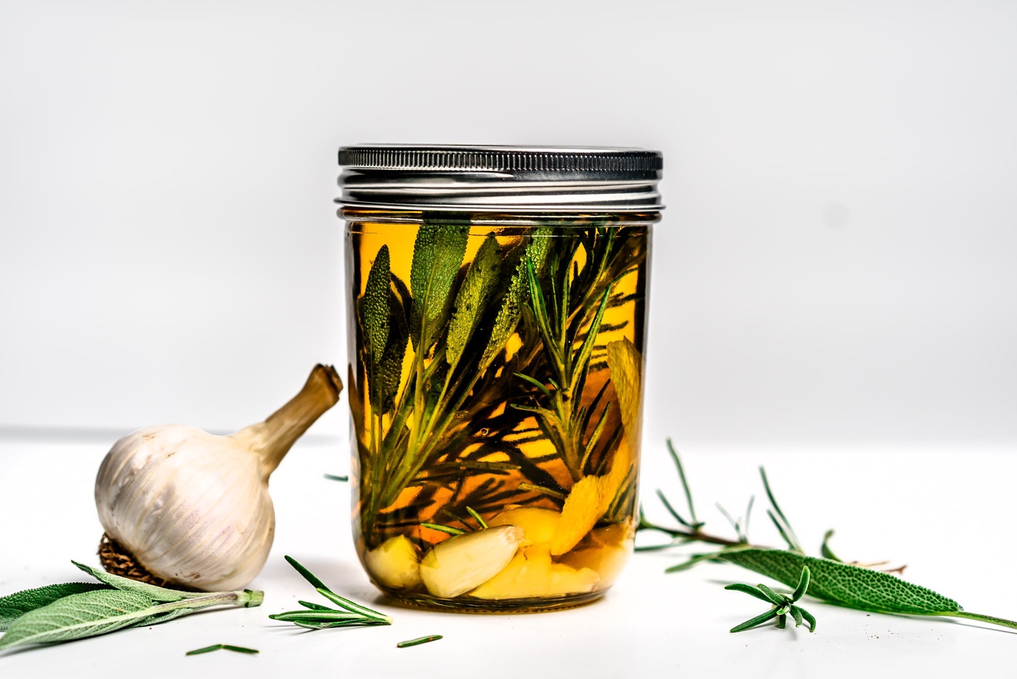Garlic Infused Avocado Oil – Primal Kitchen